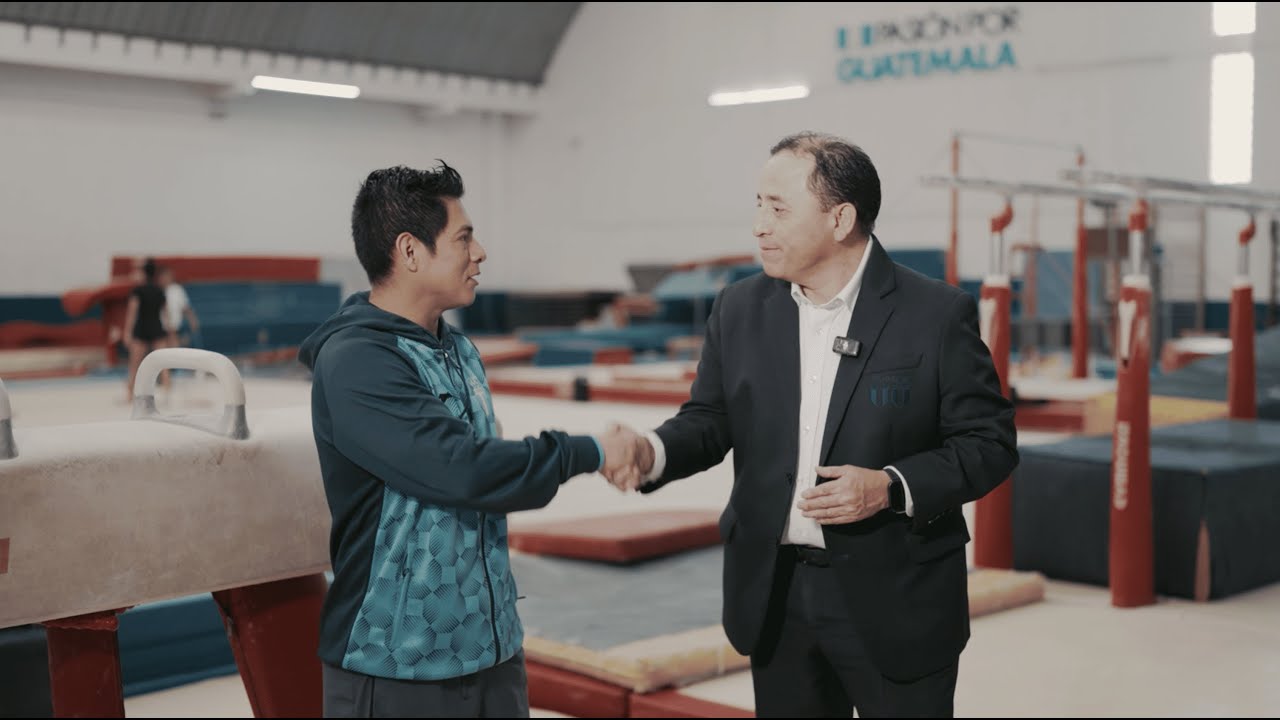Entrevista a Michelle Echeverría y Jorge Vega 🤸 - YouTube
