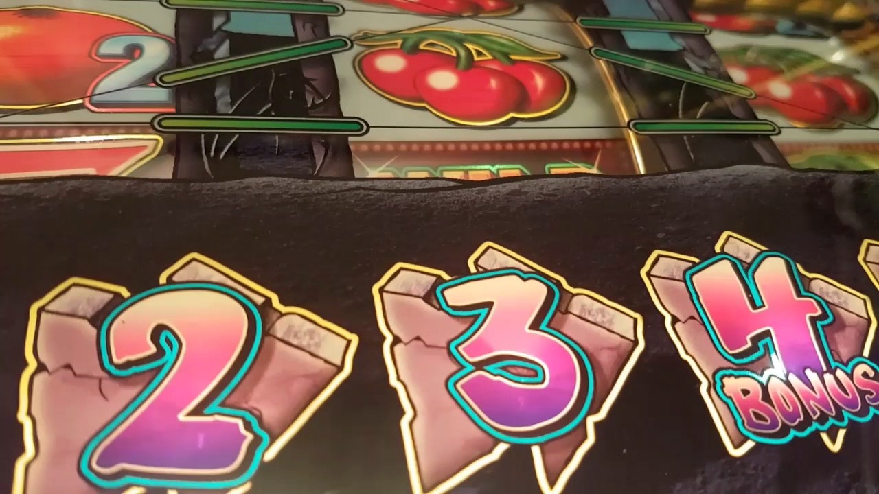 BIG WINNERS!!! | ARCADE RETRO |MONSTER CASH FRUIT MACHINE - YouTube