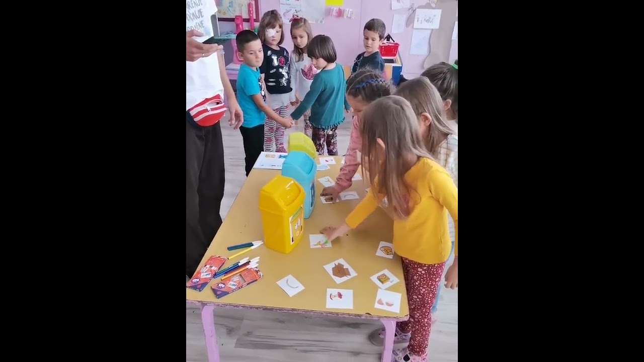 Партнерство деца и васпитачи вртића Колибри Вук Караџић и