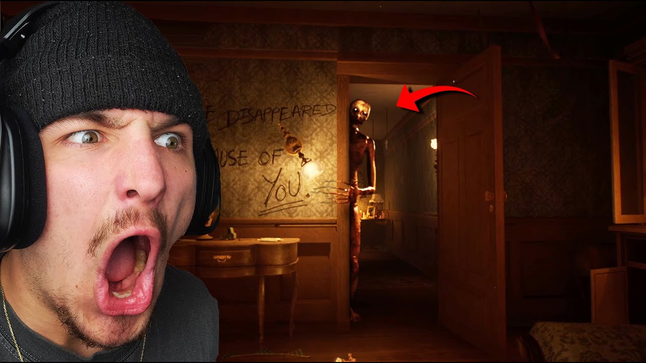 Escape or He Will Hunt You | Ravenous Horror Game - YouTube