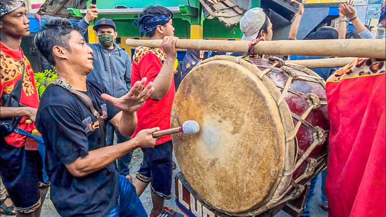 BEDUG BENJANG MANTUY - SAMPE DI BIKIN OYAG || SENI BENJANG LUGAY PUSAKA ...