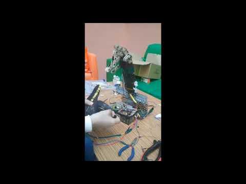 ROBT206: Microcontrollers course final projects with Arduino - YouTube