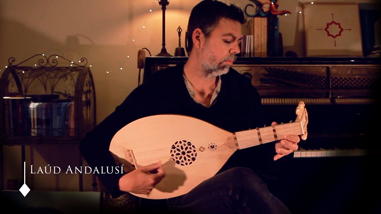 Emilio Villalba. Laúd andalusí (medieval lute). Cantiga de Santa María ...