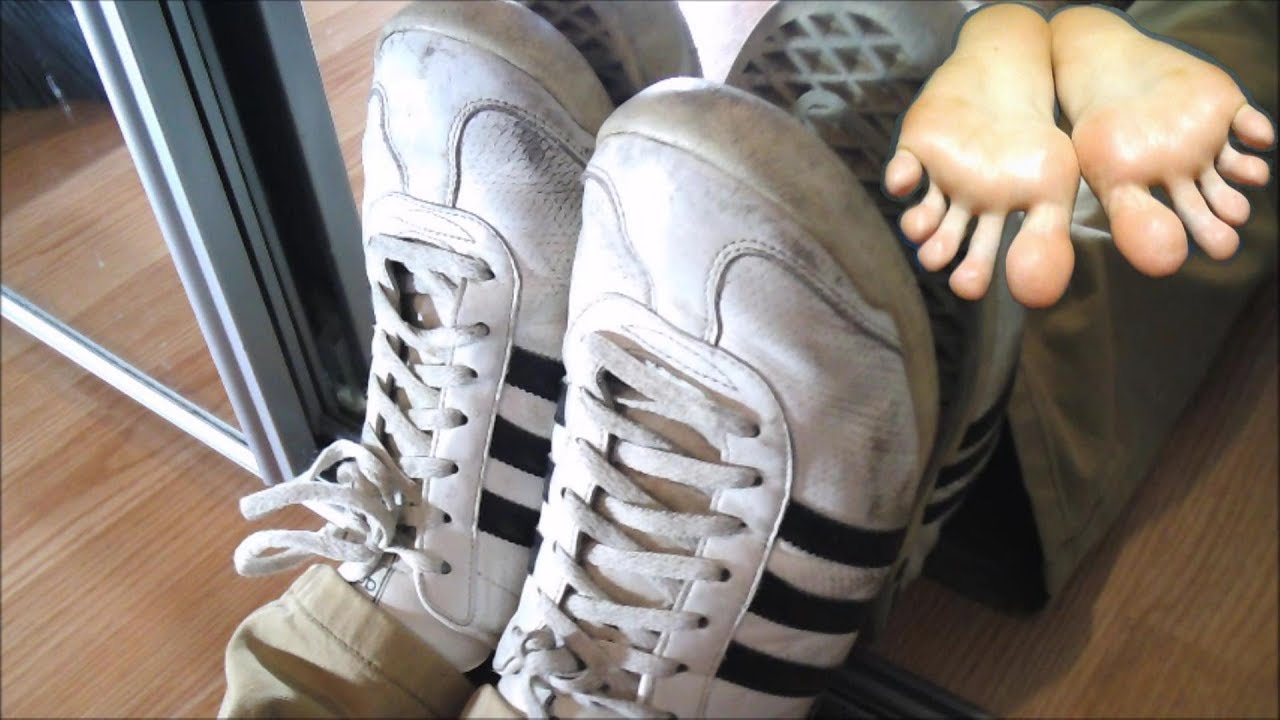 Sweaty Sock Prints - YouTube