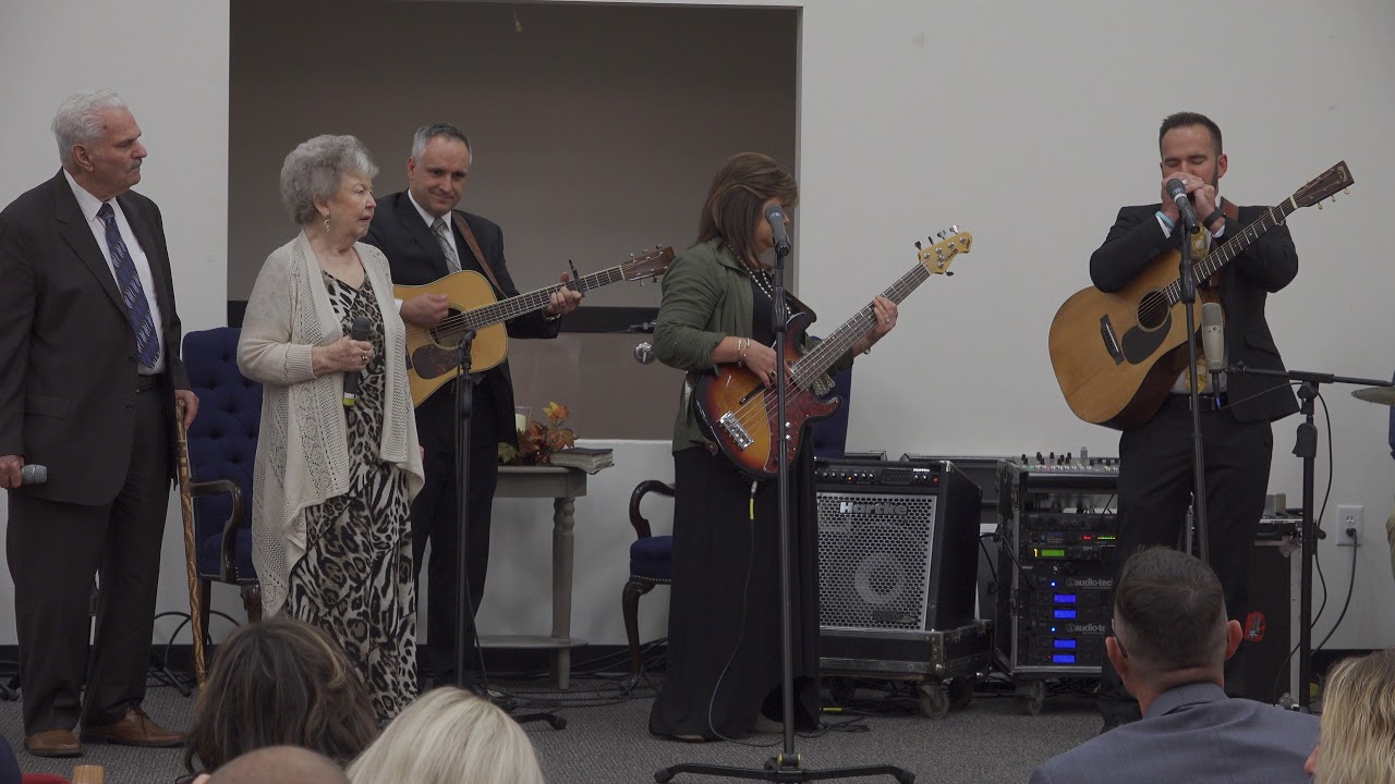 The Rochesters - Amazing Grace - YouTube