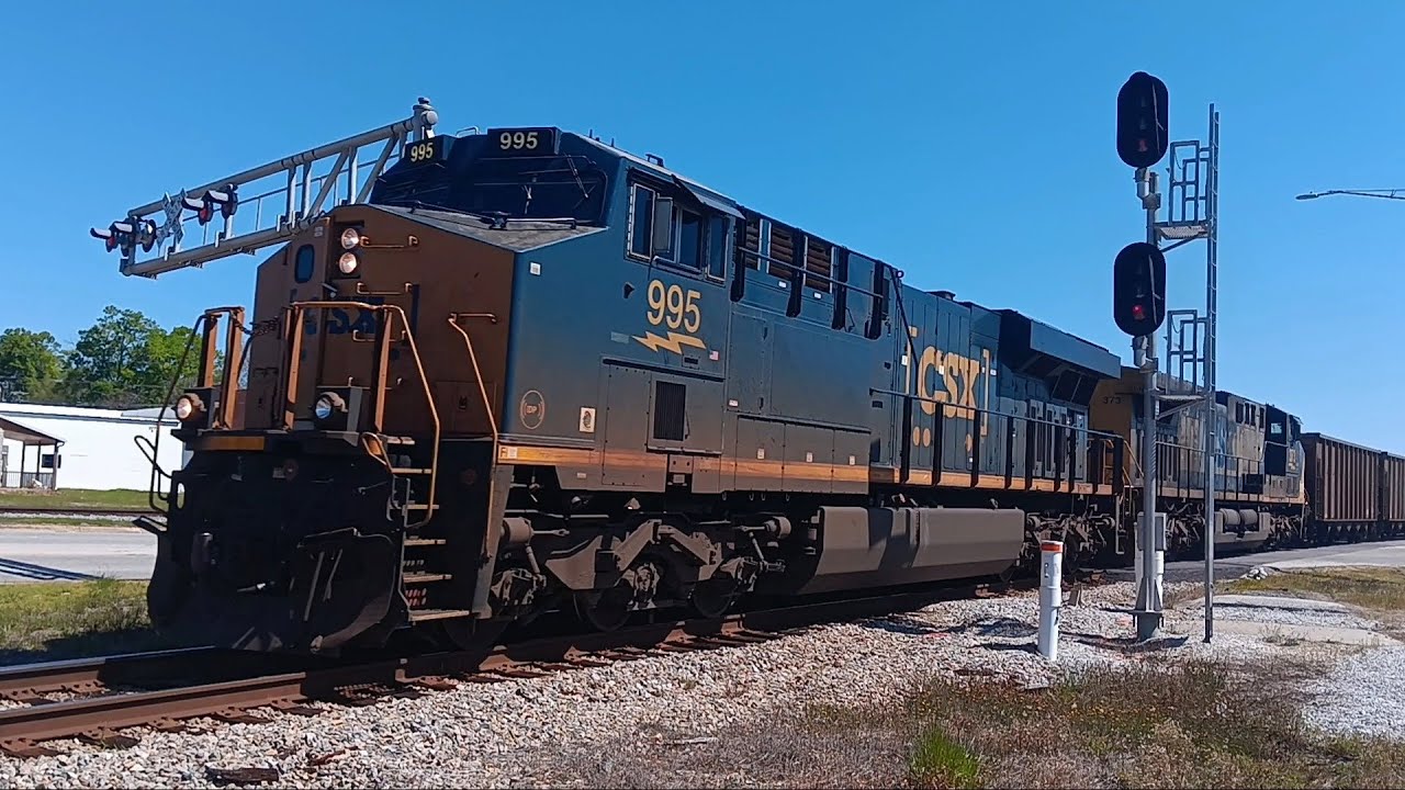 CSXT 995 leads CSX E319 at Clinton SC on the CSX Monroe Subdivision ...