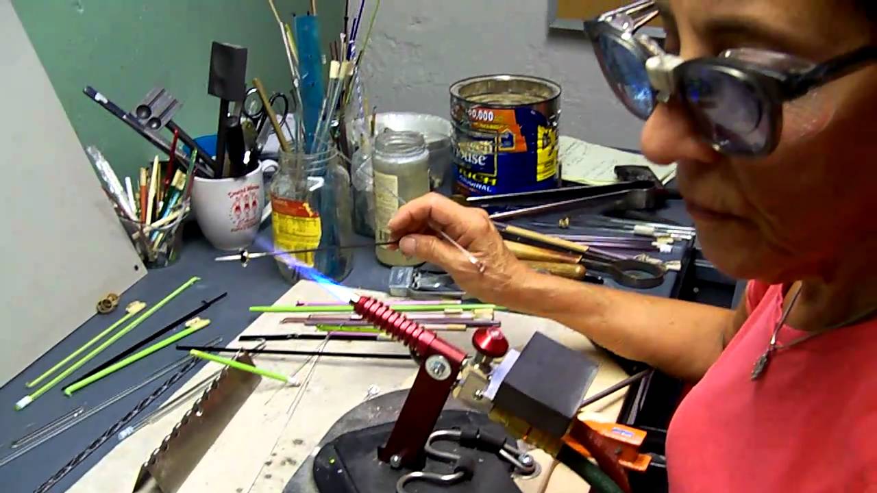 Barbara Reynolds in her studio - YouTube