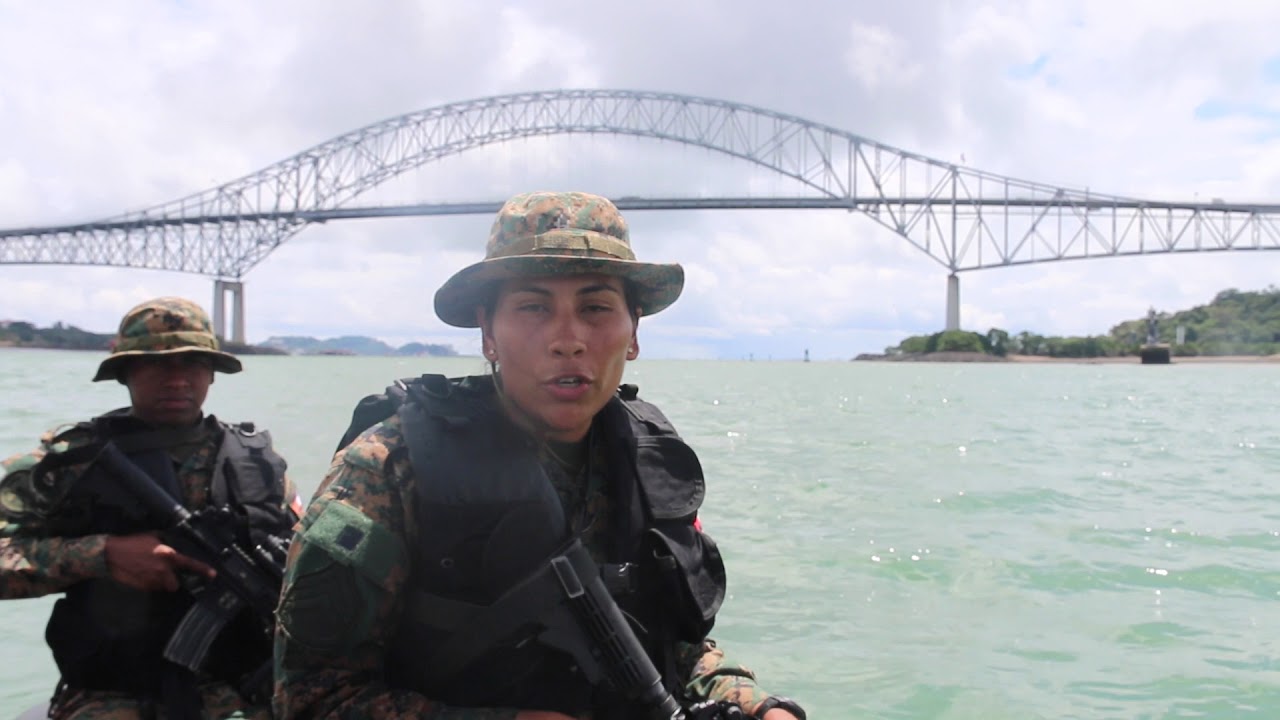 Unidades de Senafront saludan a la patria - YouTube