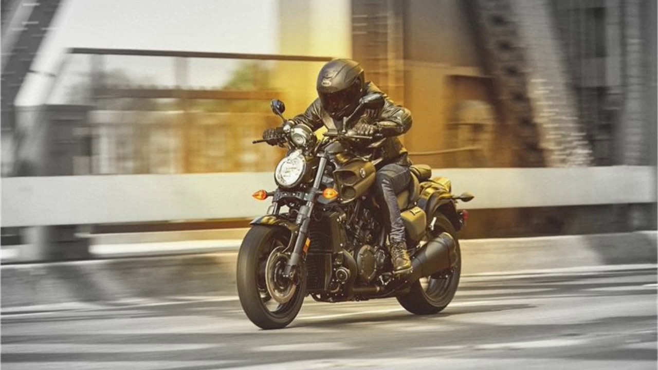 2020 YAMAHA VMAX - YouTube