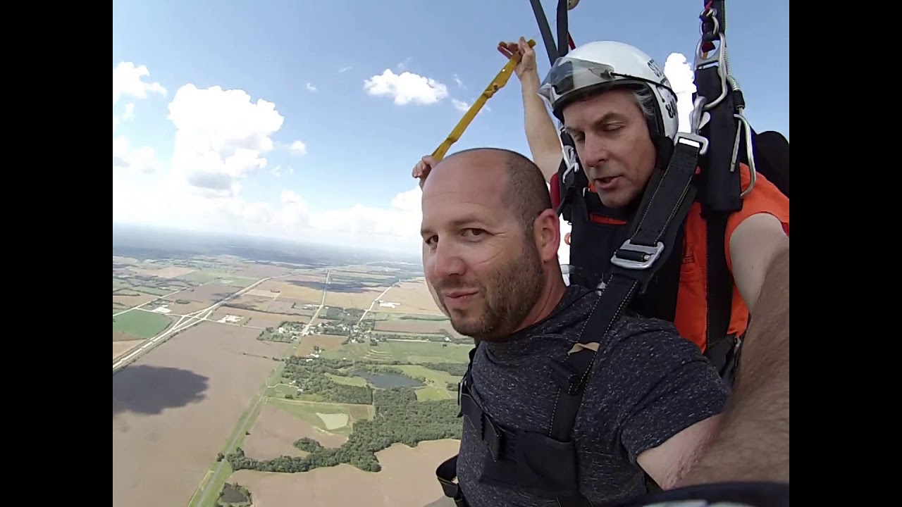 Jeff Brigman goes skydiving at the Skydive Flying V Ranch! - YouTube