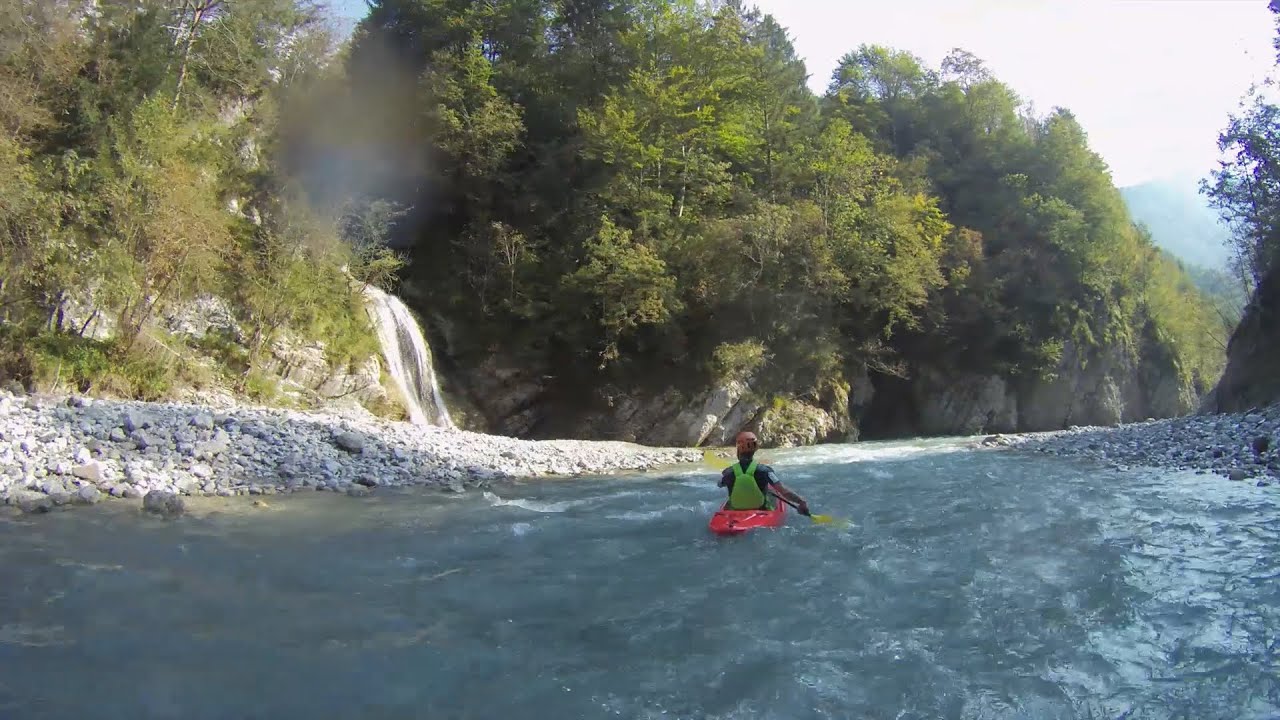 Tagliamento da Passo della Morte a Caprizi Kayak - YouTube