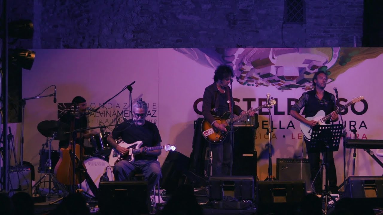 CASTELBASSO 2022 - LONDON 69 performing the Beatles "All good children ...
