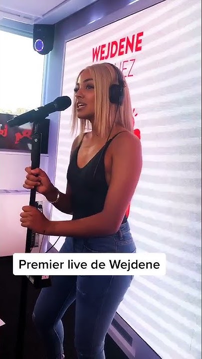 premier live de wejdene - YouTube