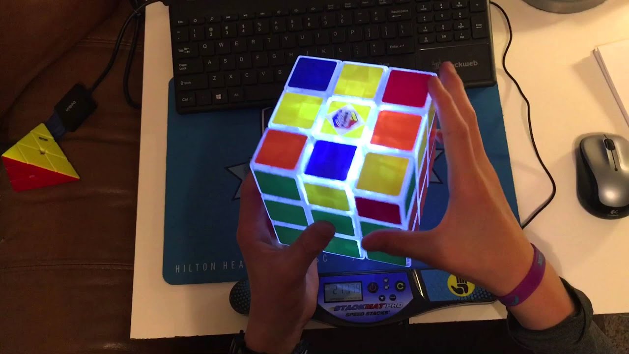 Rubik's Cube Light Solve - YouTube