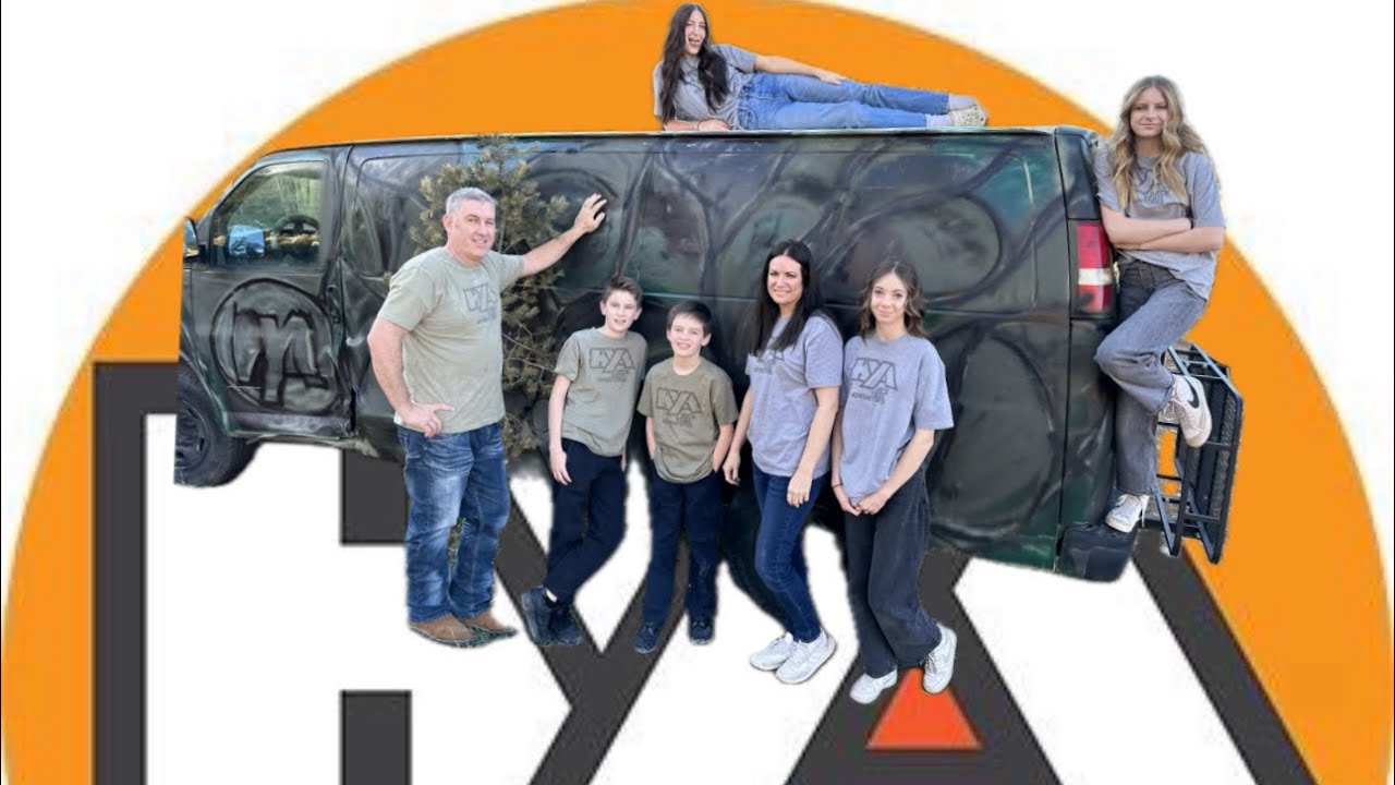 Merry Christmas From the Heck Yeah Family! - YouTube