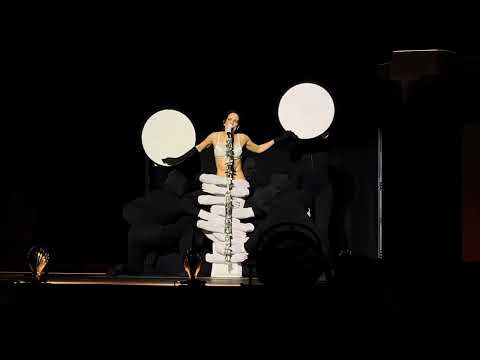 Rosalia - La Perla (en vivo desde el Lux Tour en Lyon 2026) 