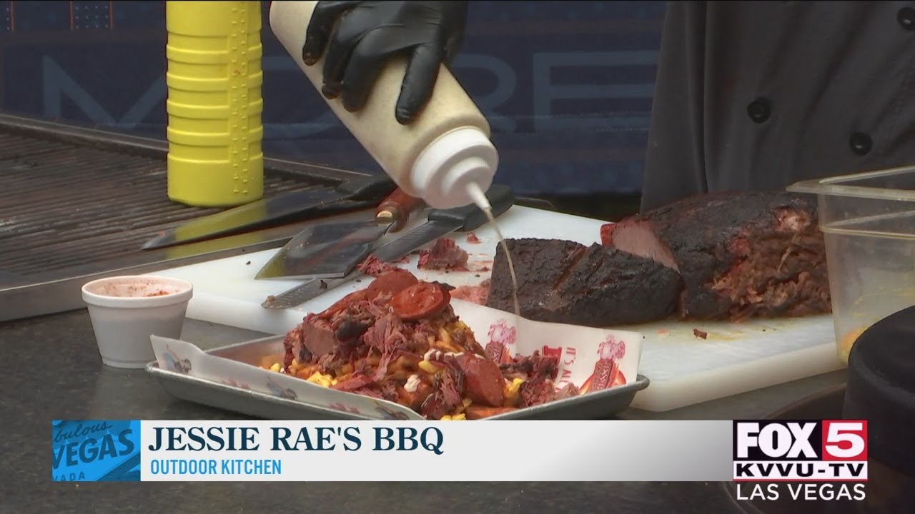 Jessie Rae’s BBQ in MORE Outdoor Kitchen - YouTube