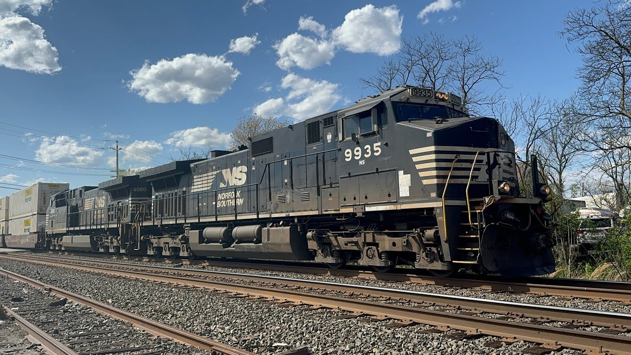 NS 9935 leads NS 28X through South Plainfield NJ with an Awesome P5 horn and nice crew! 4/20 ...