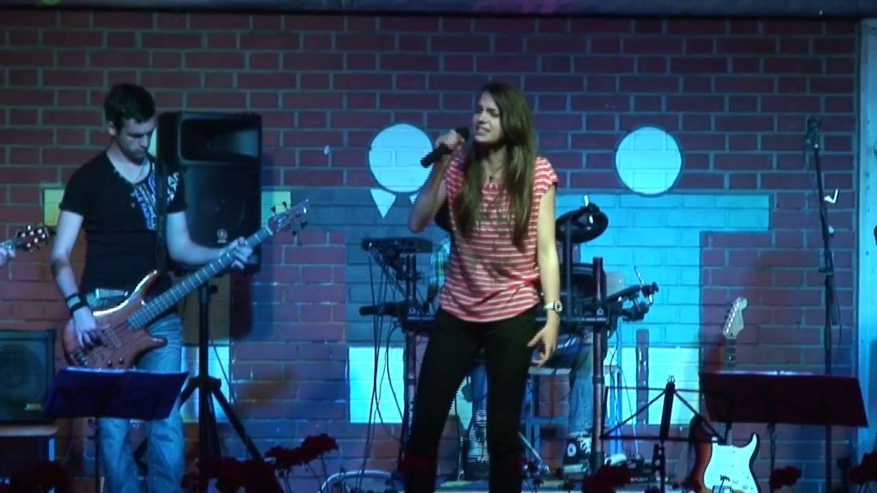 KORONA Zadar - Set Fire to the Rain (Ana Ančić) - YouTube