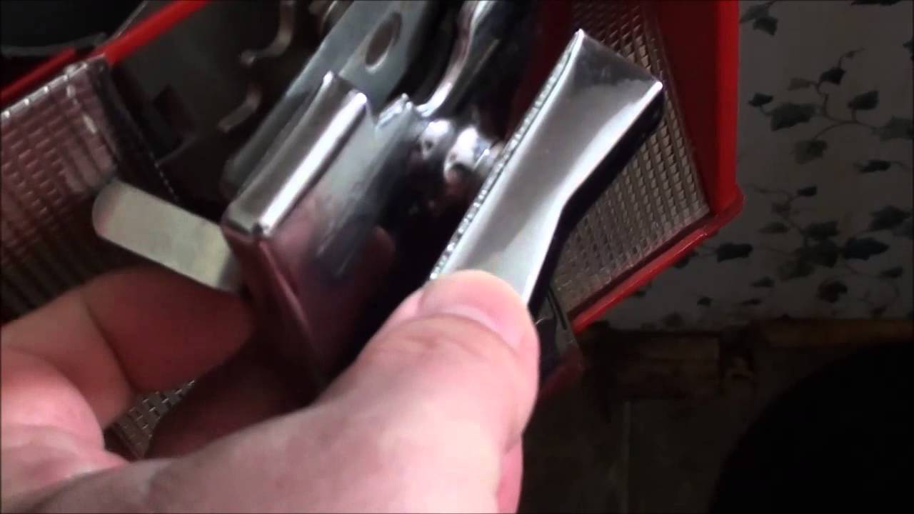 GUM BALL MACHINE NORTHWESTERN HOW TO WORK ON THEM. - YouTube