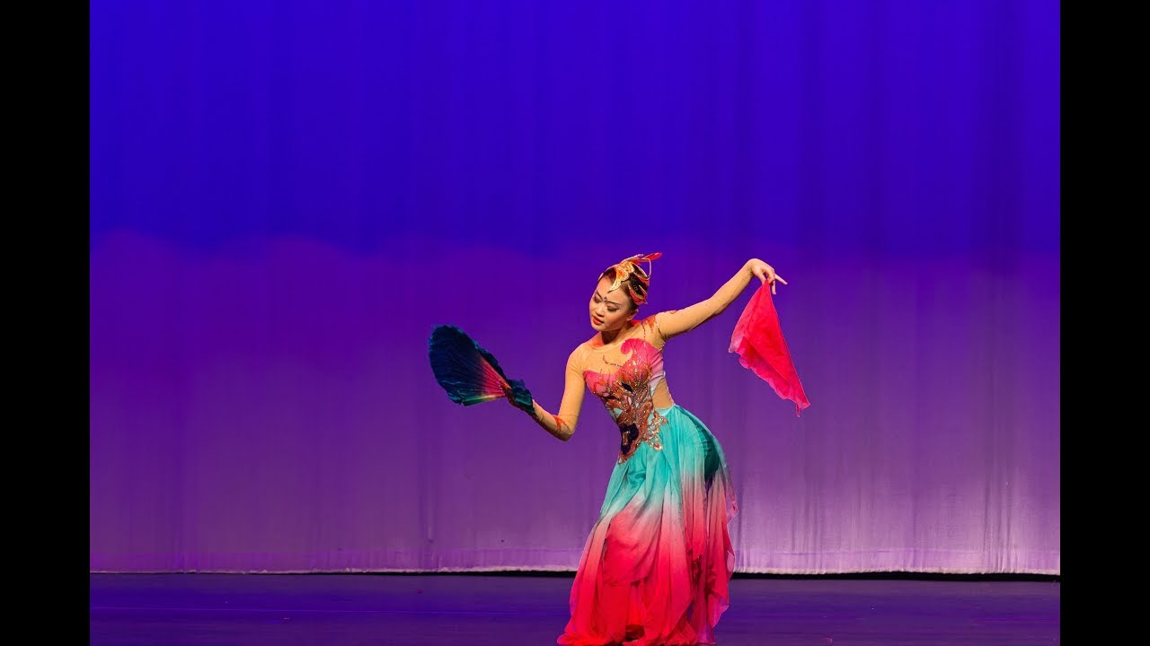 Dance "Chinese Phoenix (有凤来仪)" - Ashley Xu, 17 yrs - YouTube