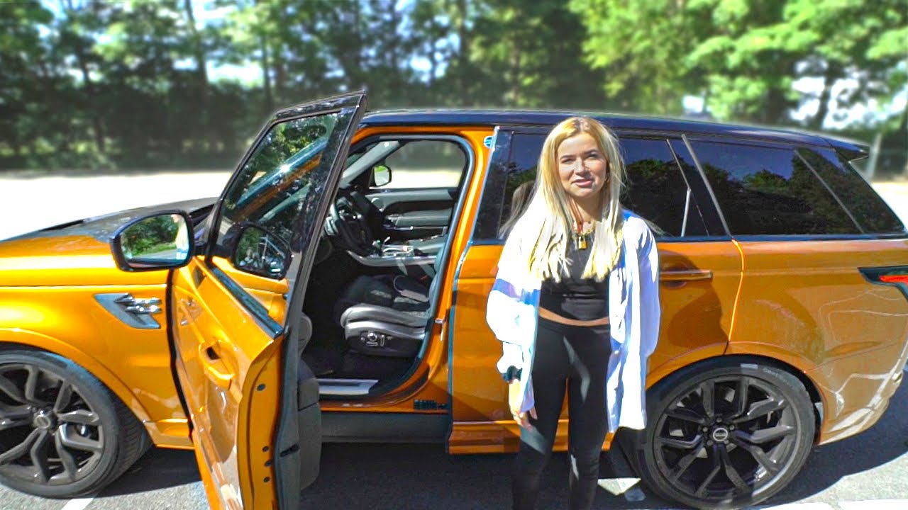 JADE HAAR EERSTE KEER ACHTER HET STUUR IN DEZE AUTO! - YouTube