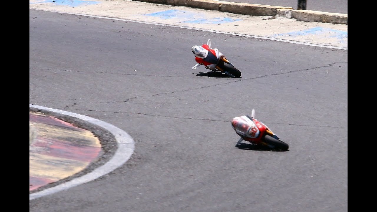 【Carrera Cup 2022 Round 6】Final2 RC MOTO BIKE RACE - YouTube