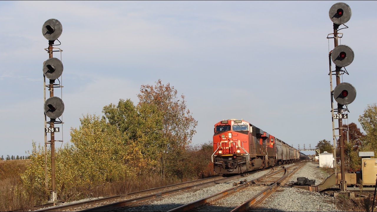 CN M301 - 2999W at Paris West - October 18, 2025 - YouTube