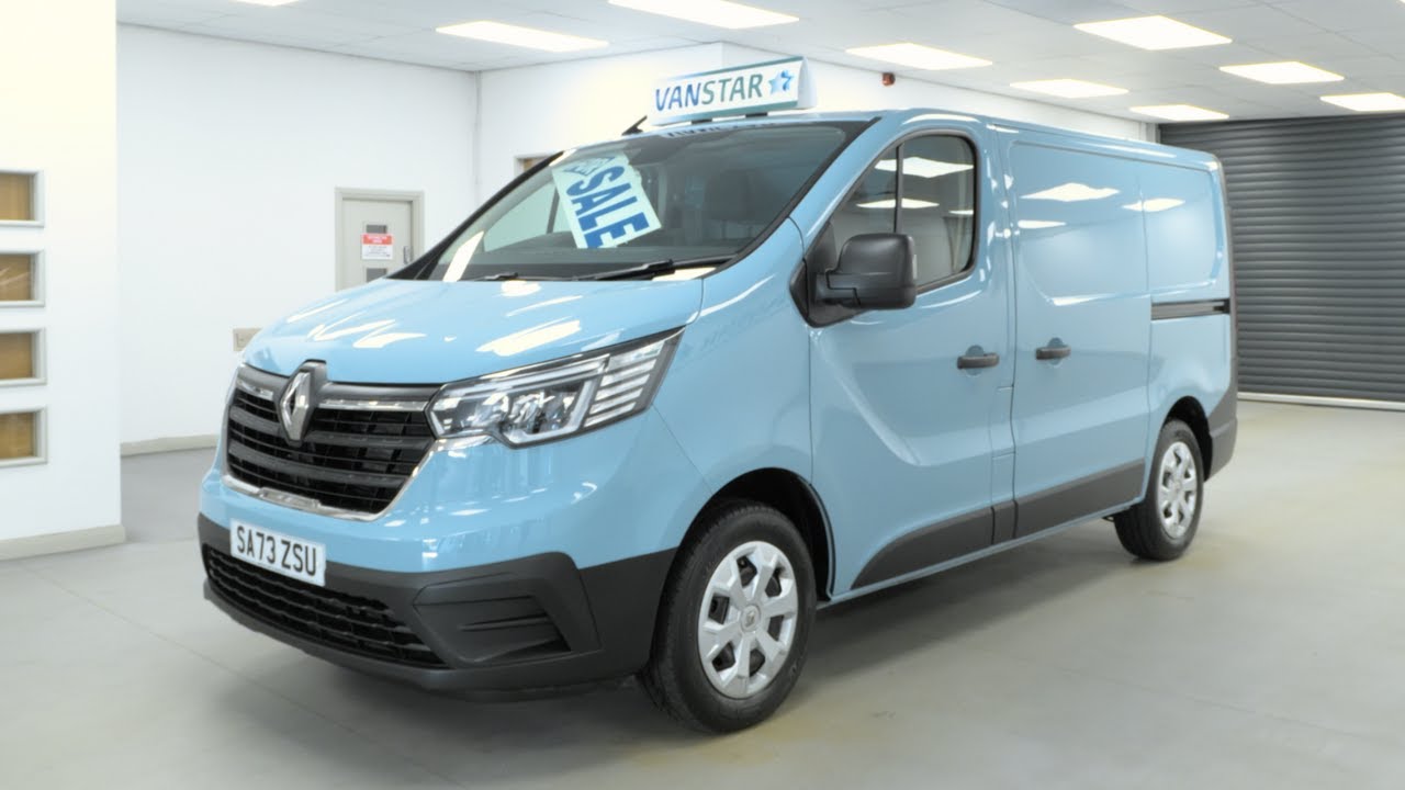 Renault Trafic 30 2.0 Blue dCi Advance Edition Blue 130 BHP 5 Door ...