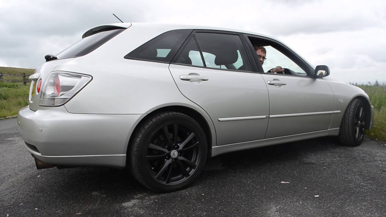 IS300 Sportcross - YouTube