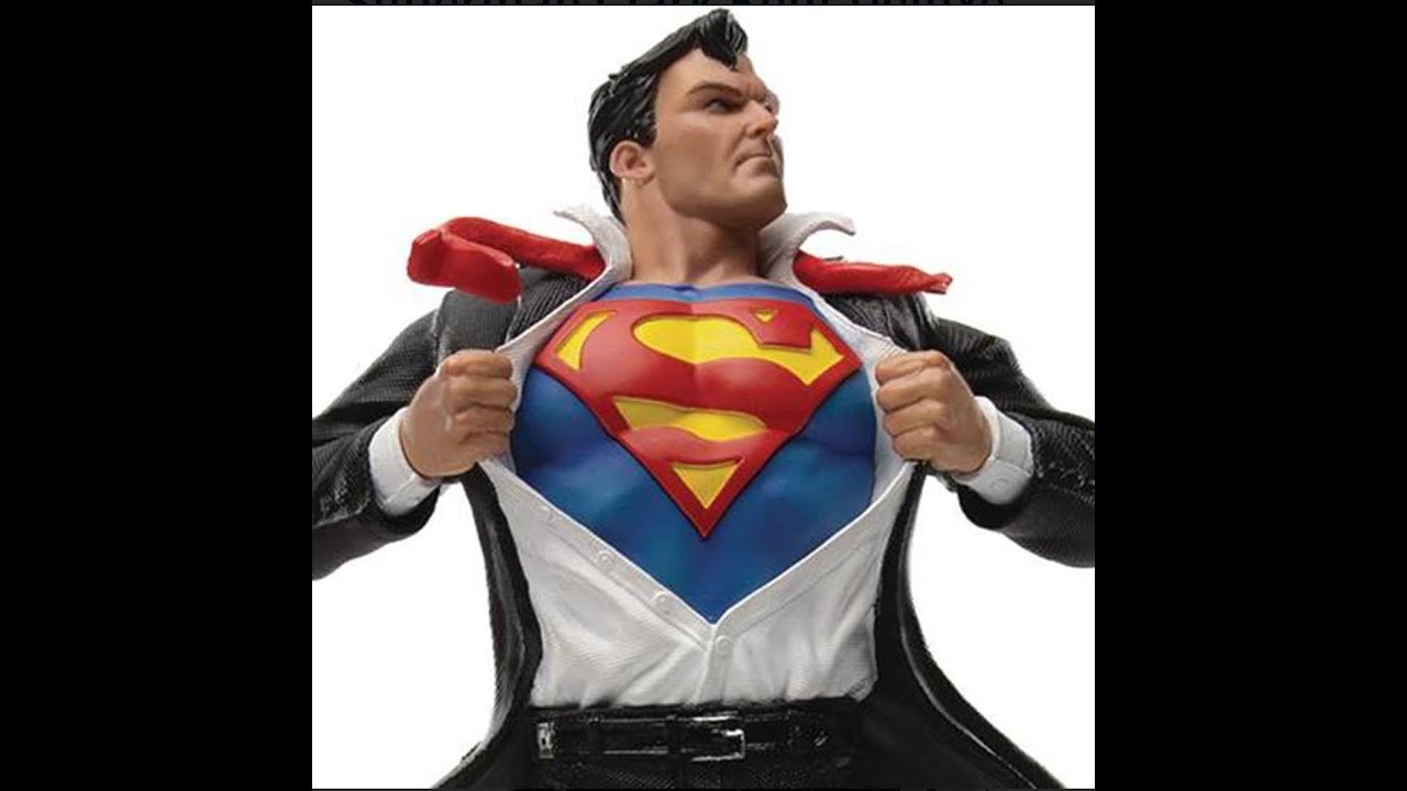 Superman Clark Kent Deluxe Art 1:10 Scale Statue - YouTube