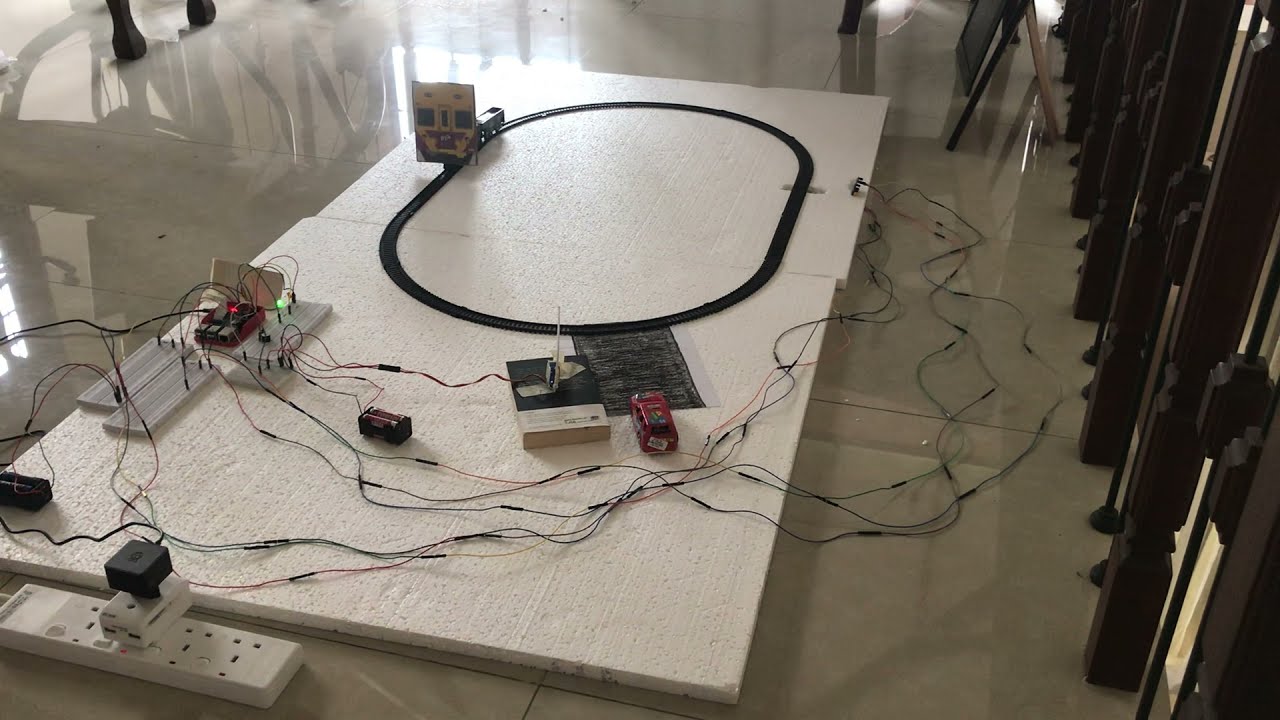 Automated train gate system I made - YouTube