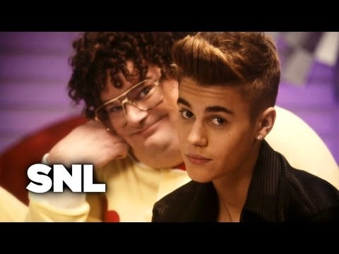 A Sexy Valentine's Day Message from Justin Bieber - SNL