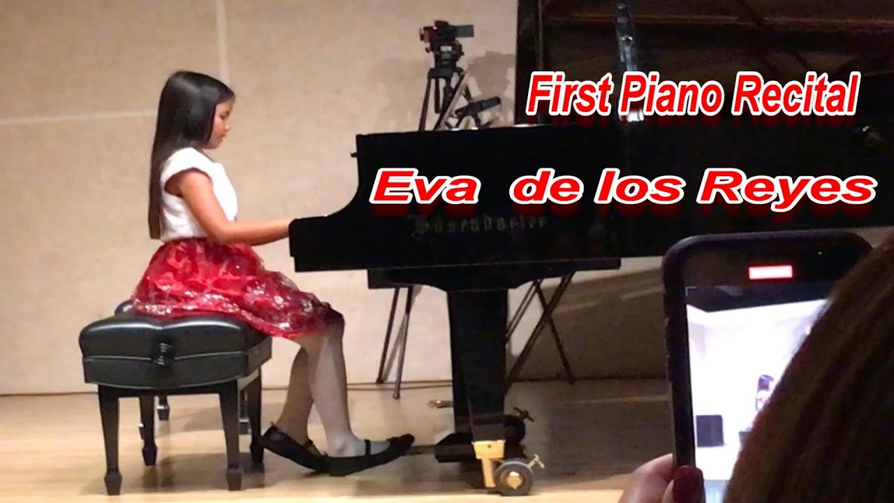 Eva's 1st Piano Recital - YouTube