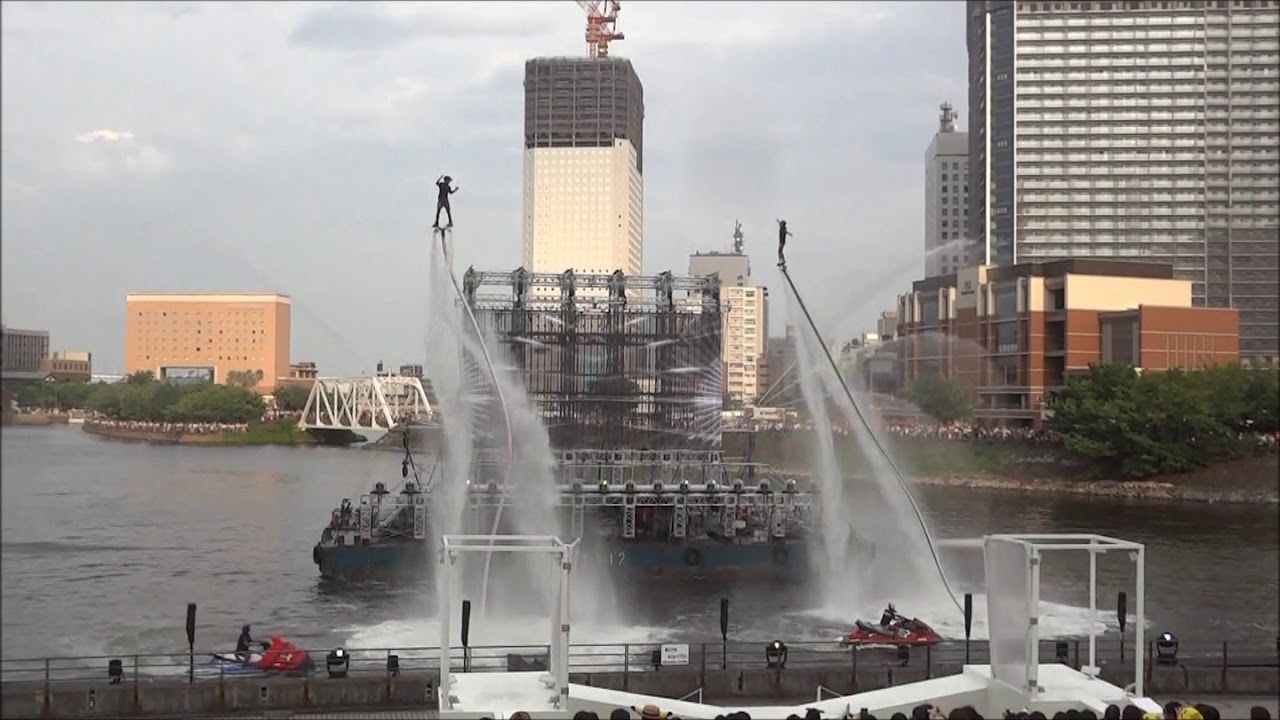 Pikachu Outbreak 2018 Pikachu Boat Greeting Show Yokohama Ocean Parade ...