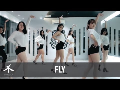 MDA | Girl Style - Beginner (June Marieezy - Fly, FKJ Remix) by SueYin