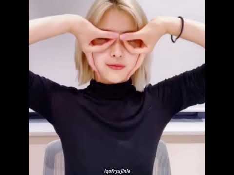 Ryujin (류진) ITZY (있지) QUEEN of Meme Face 2020 - YouTube