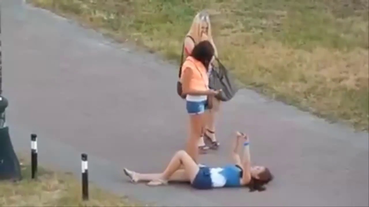 Very cute funny drunk girl fails - 4| Epic girl FAIL Compilation | Best Drunk Fails Of January ...