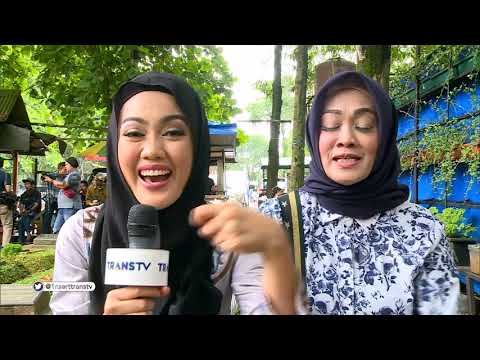 INSERT - Nia Anggia dan Sri Wulansih Ziarah ke Makam Julia Perez