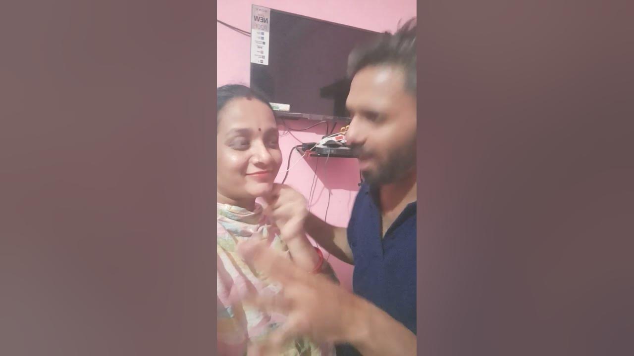 suno ji aap mujhe bewkoof mat bola karo😂🤣😅😆#shorts #ytshorts #couplegoals #funny #comedy #viral ...