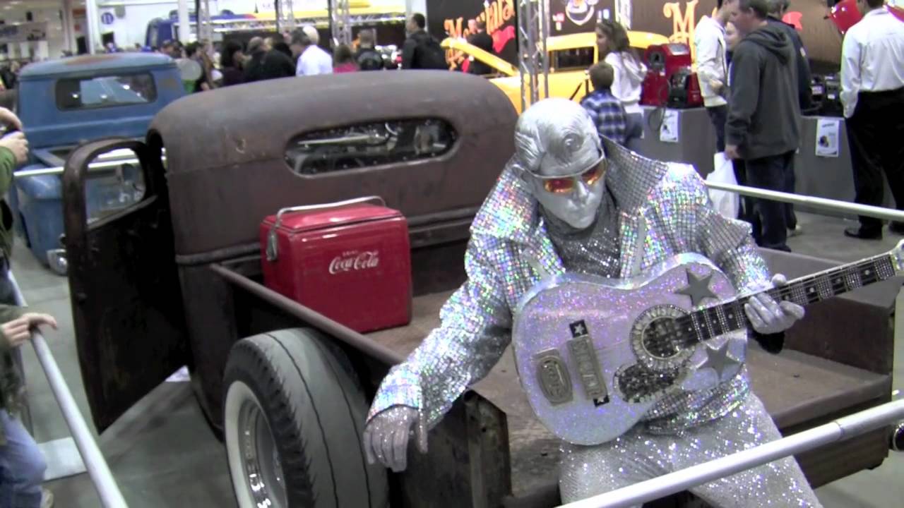 Silver Elvis Performs At The Megaspeed Custom Car & Truck Show - YouTube