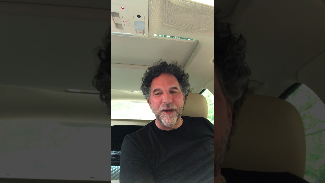 Mickey Raphael announces the BCMA award Best Male Vocalist to Geison ...