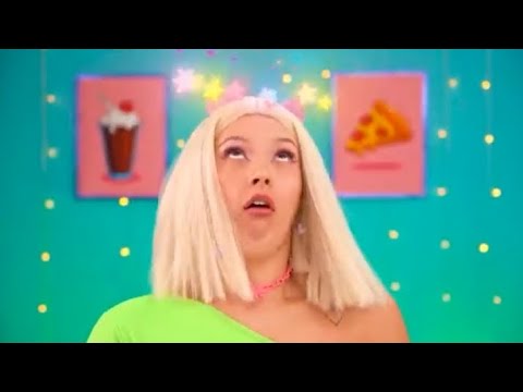 Girl gets dizzy and seeing stars - YouTube