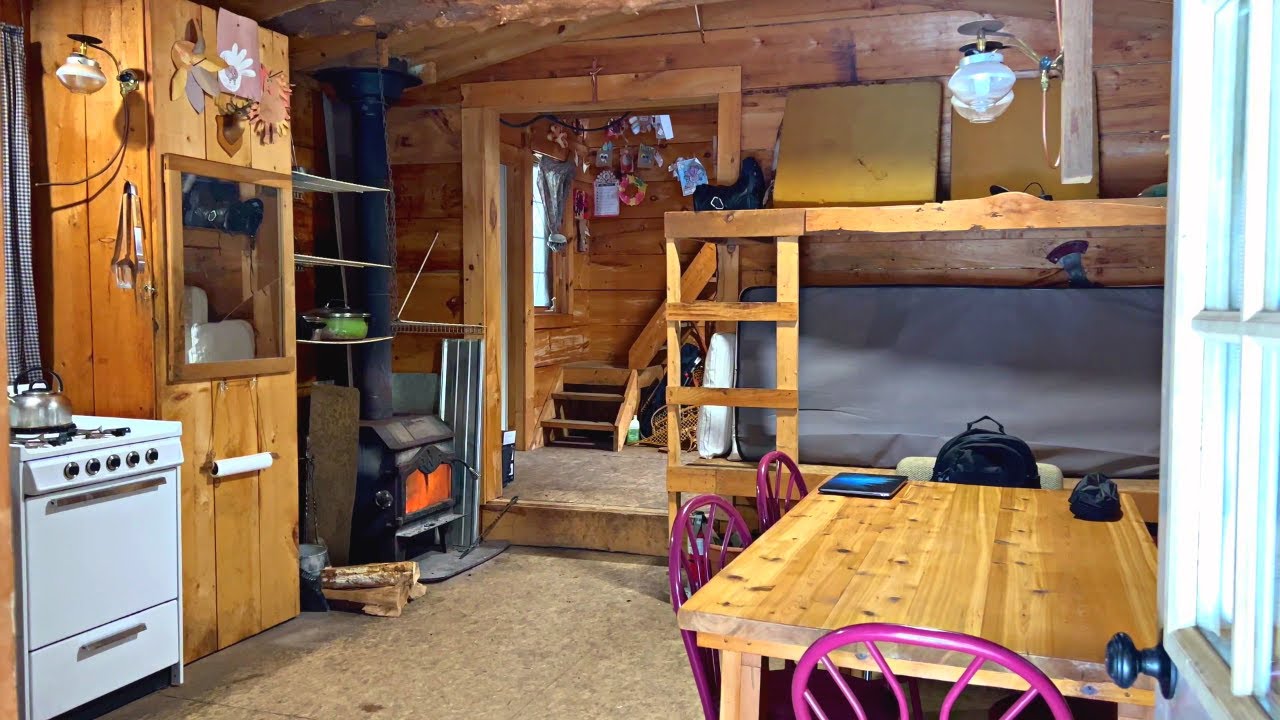 OFF GRID (Dry) Cabin Tour l Homemade Bagels (Canada) - YouTube