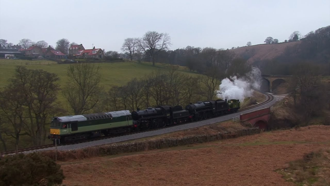 Class 25 No D7628 tows BR Std 76079, Black 5 45428 'Eric Treacy' & J27 ...