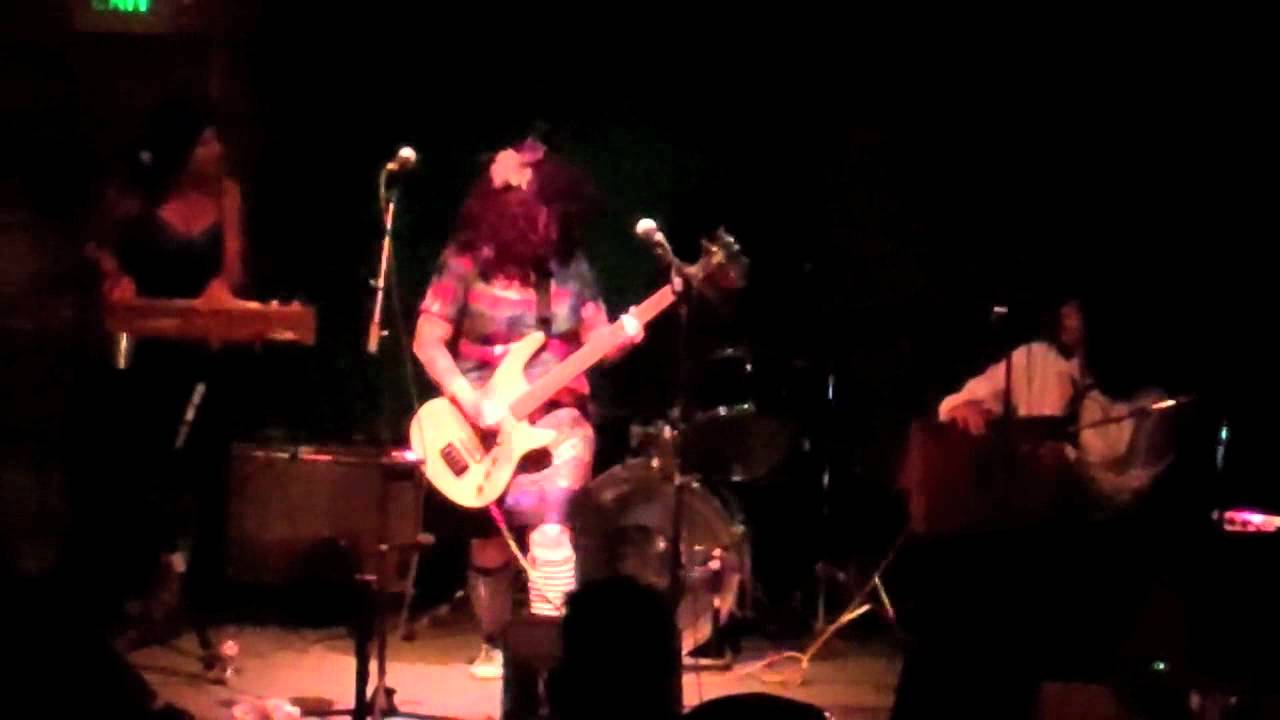 She Mob - Berkeley, 10/29/11 - YouTube