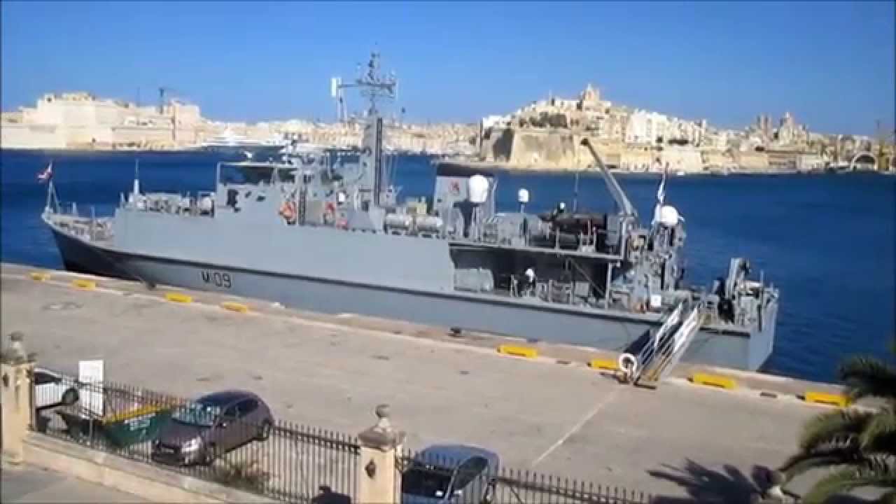 Irish Navy ship L.E. Eithne and Royal Navy vessel HMS Bangor - Grand ...