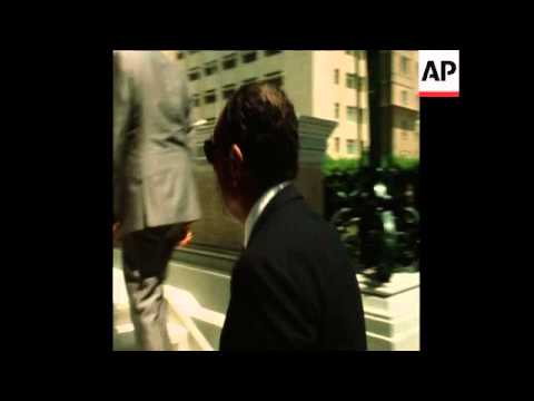 SYND 19-7-73 SADAT HOLDS A MEETING WITH HIS CABINET