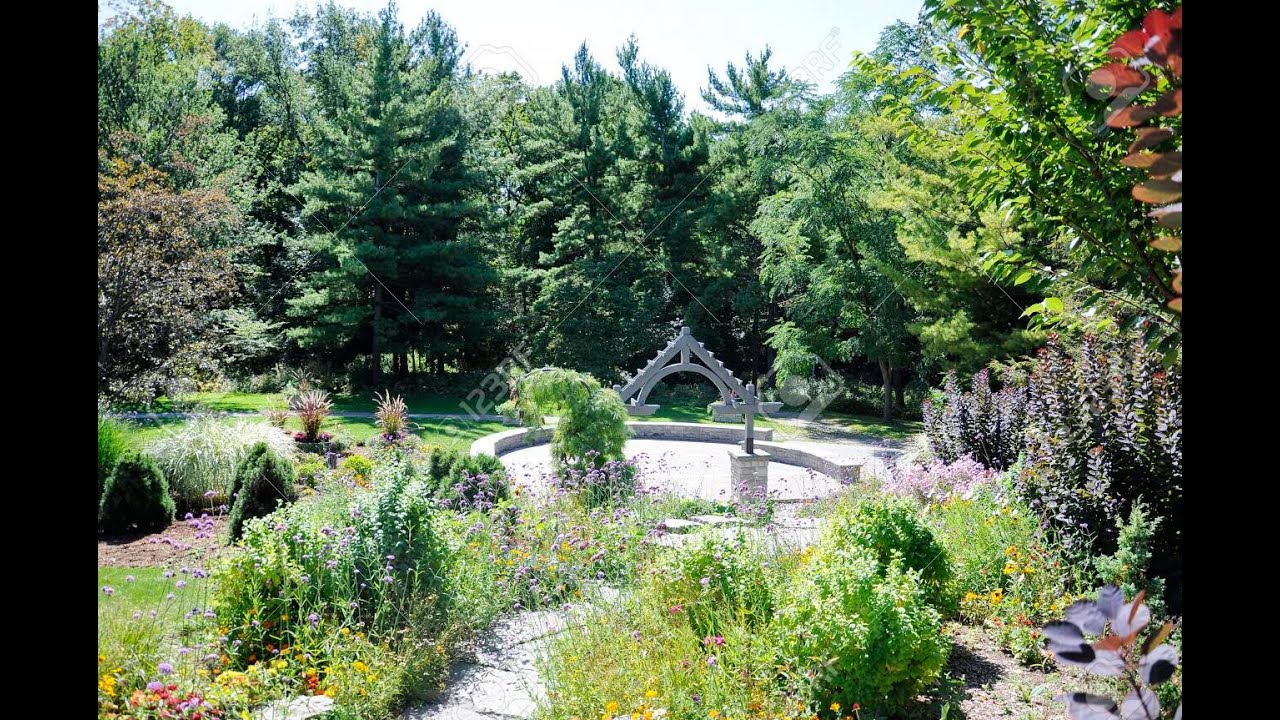 Humber Arboretum - Garden of the Rising Moon, Toronto, Ontario, Canada ...