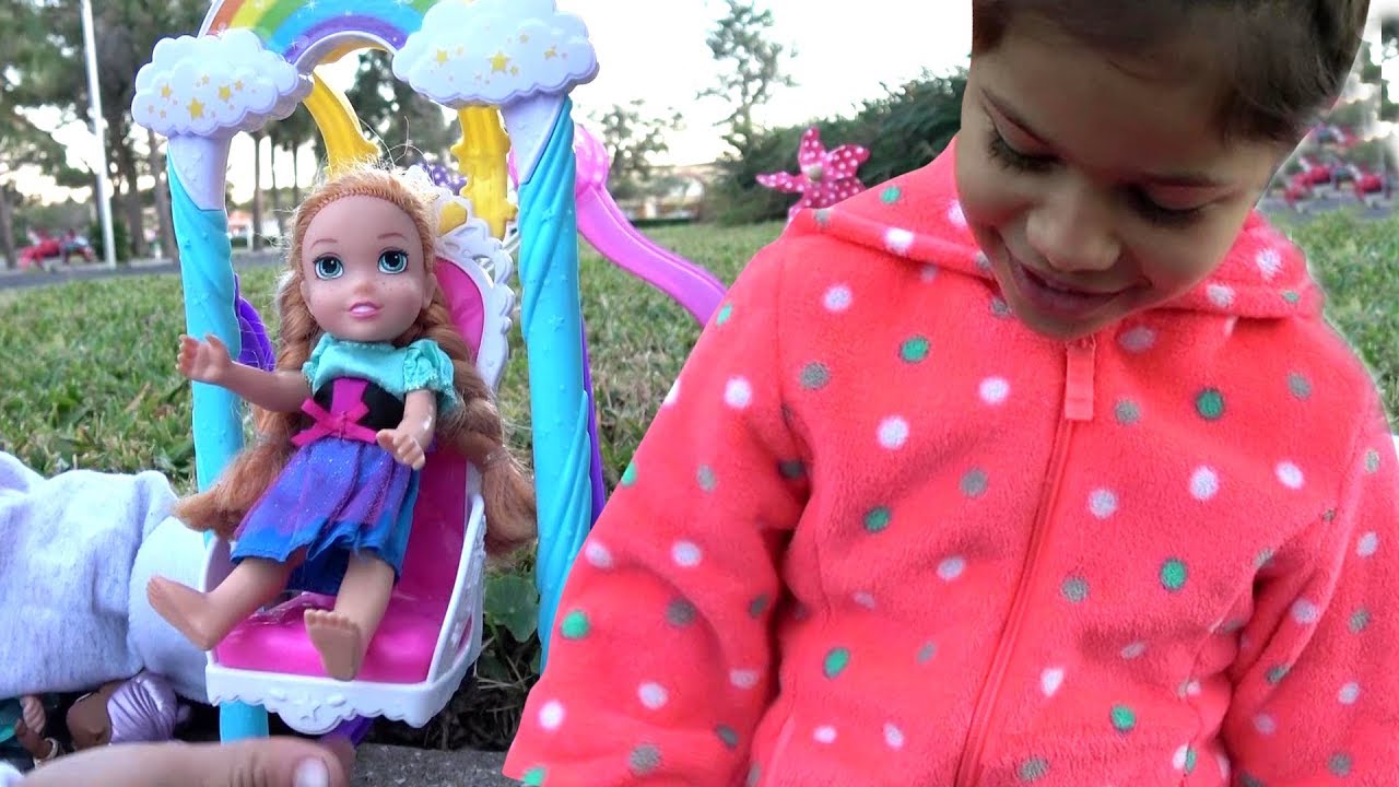 ANNA ELSA play in park - slide - swing - sand box - LOL dolls - YouTube